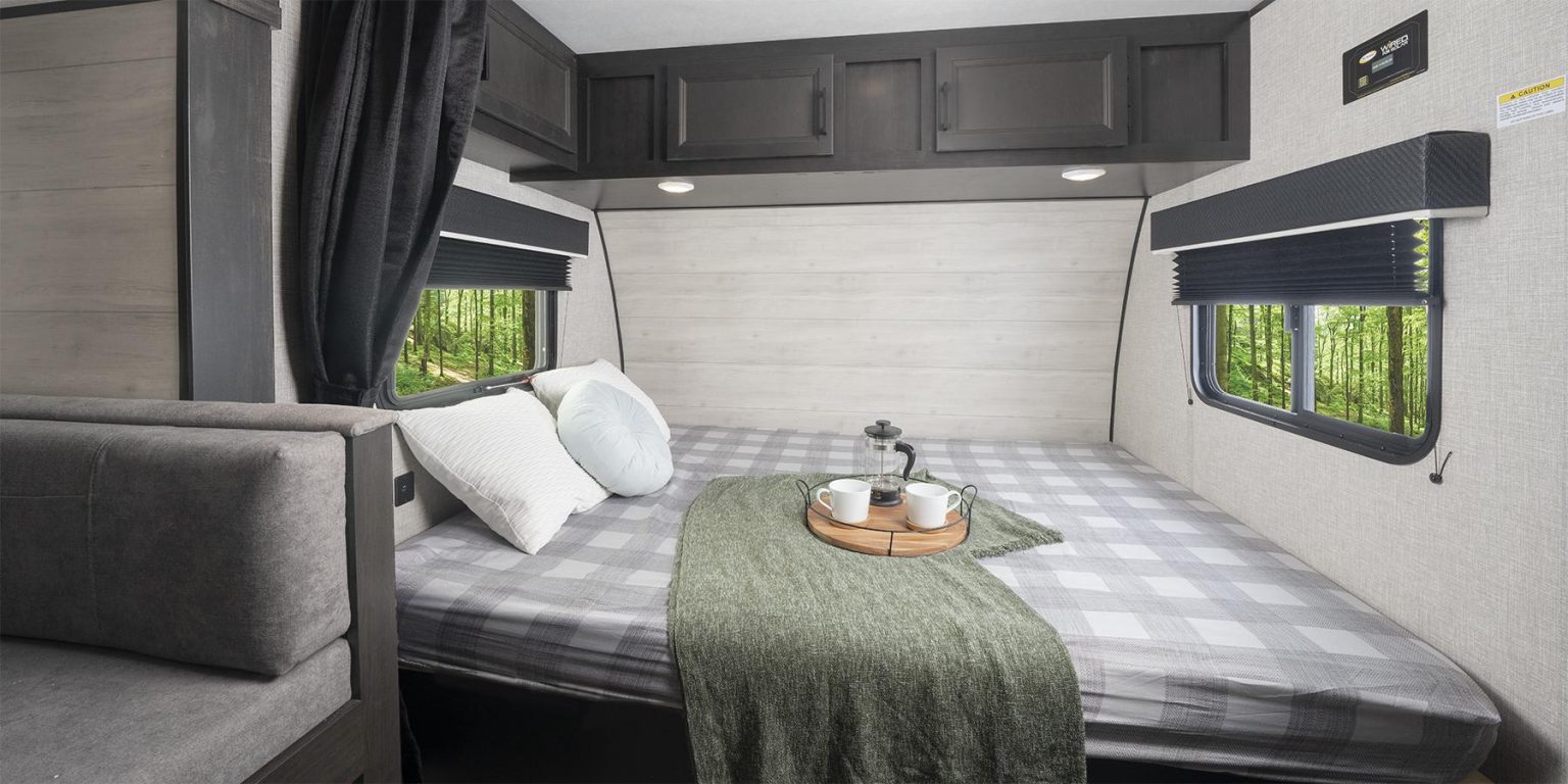 8 Bunkhouse Travel Trailers with Easy Access