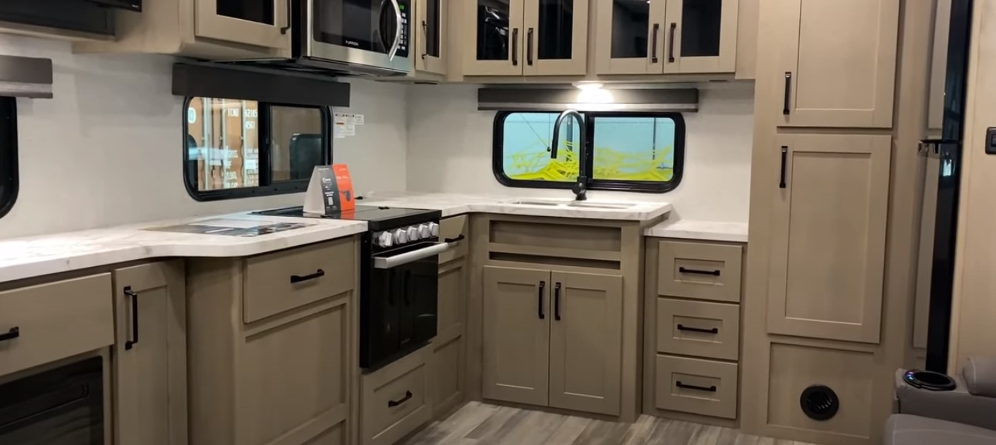 Grand Design Reflection 270BN - Best Rear Kitchen Fifth Wheel