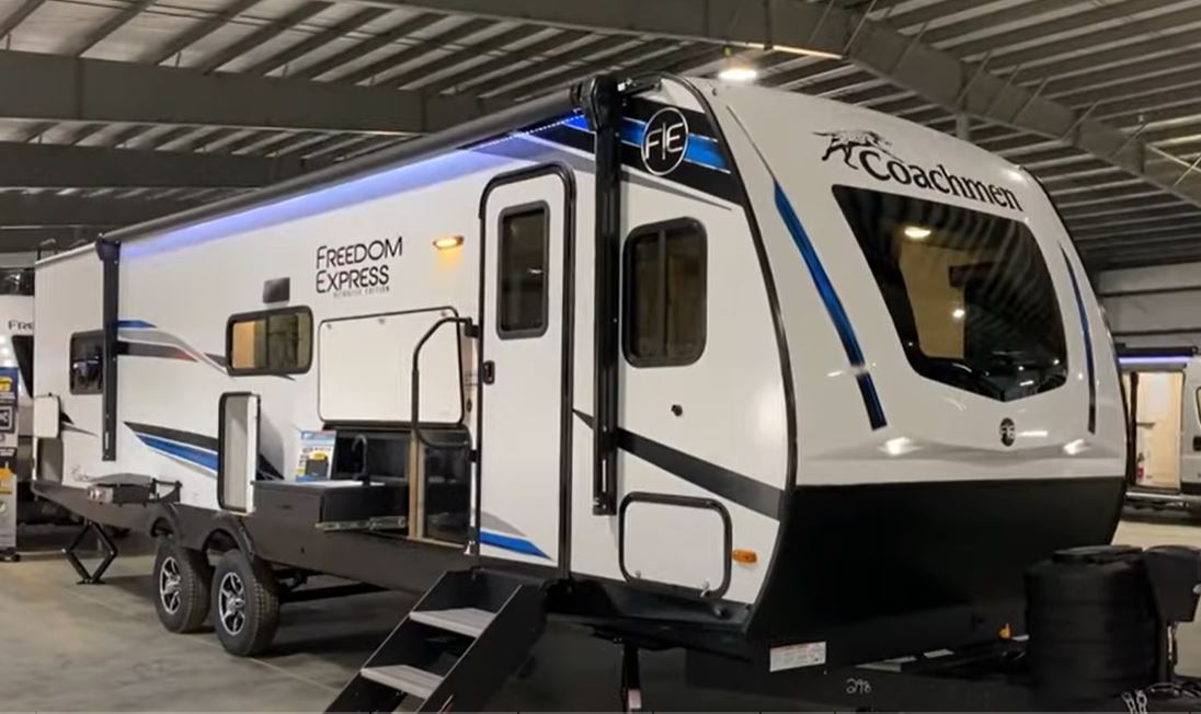 The Freedom Express 298FDS Travel Trailer