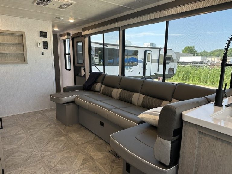 Sneak Peek! First Look at Game-Changing VIEW Series Campers from Salem ...