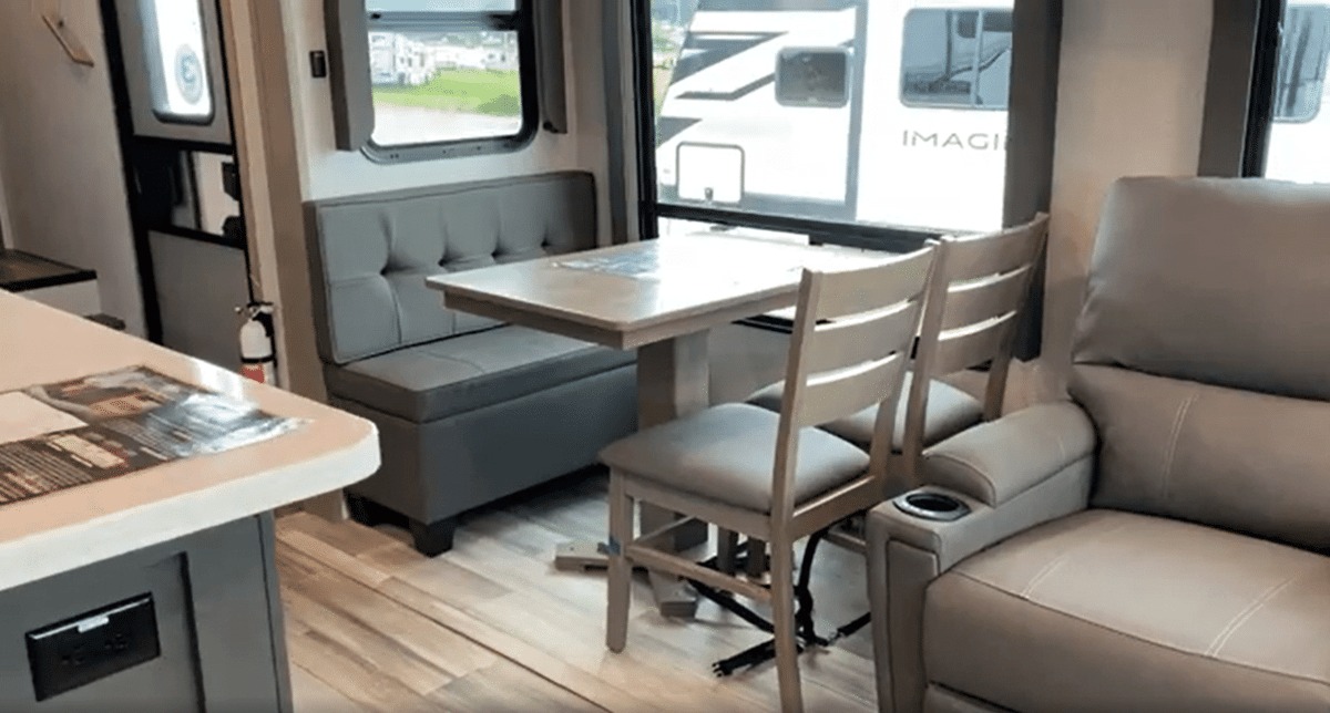 Discover Your Perfect Travel Companion: The Reflection 303RLS Fifth ...