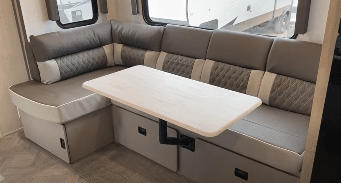 Forest River Wildwood 22RBS Couple's Camper