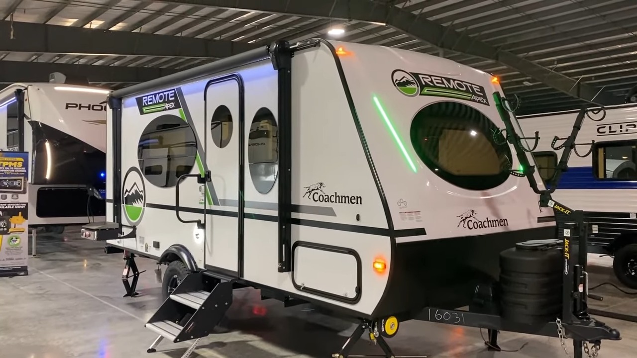 Under 3,000lbs! A Sneak Peek at the 2024 Apex Remote 17R