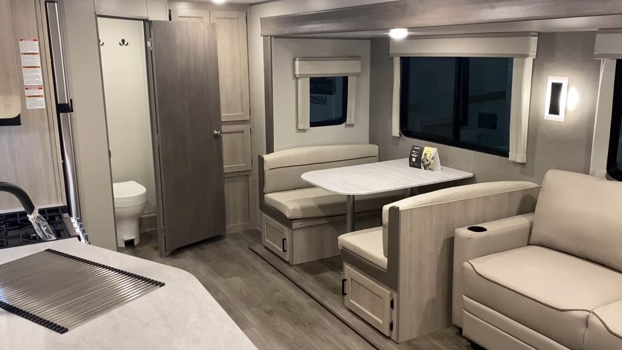 Improved Design & Still UNDER 29ft!! 2024 Catalina 243RBS Travel ...