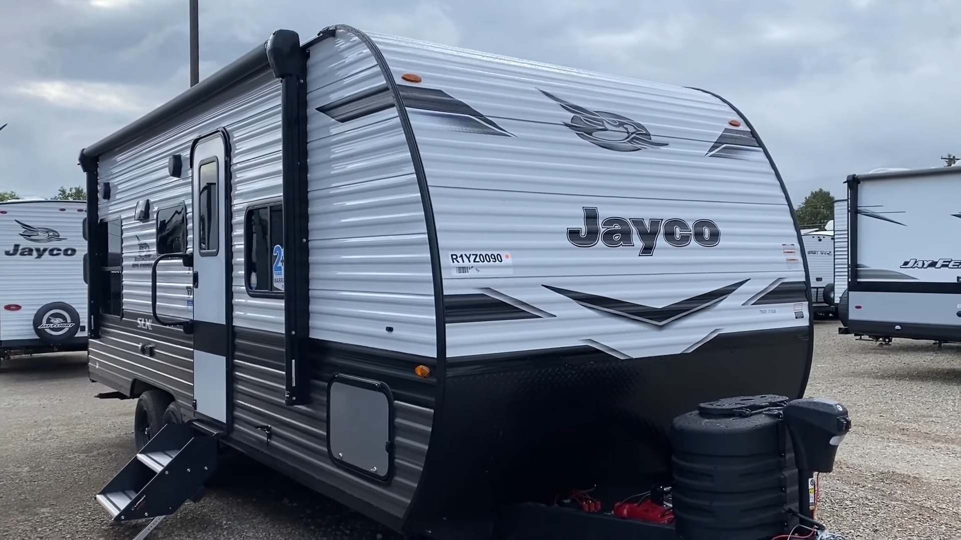 No Slide & Now Lighter! — Jayco 2024 Jay Flight 210QB Travel Trailer Review