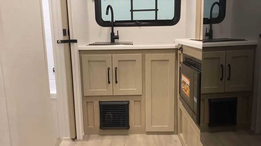 Meet the New Rockwood Geo Pro 15FBS!