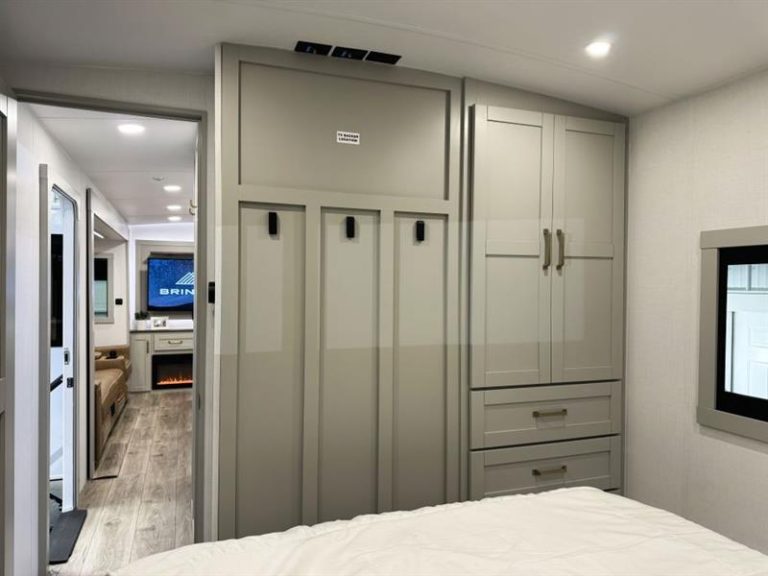 Brinkley RV's First EVER Travel Trailer Revealed! 2024 Model Z Air 295