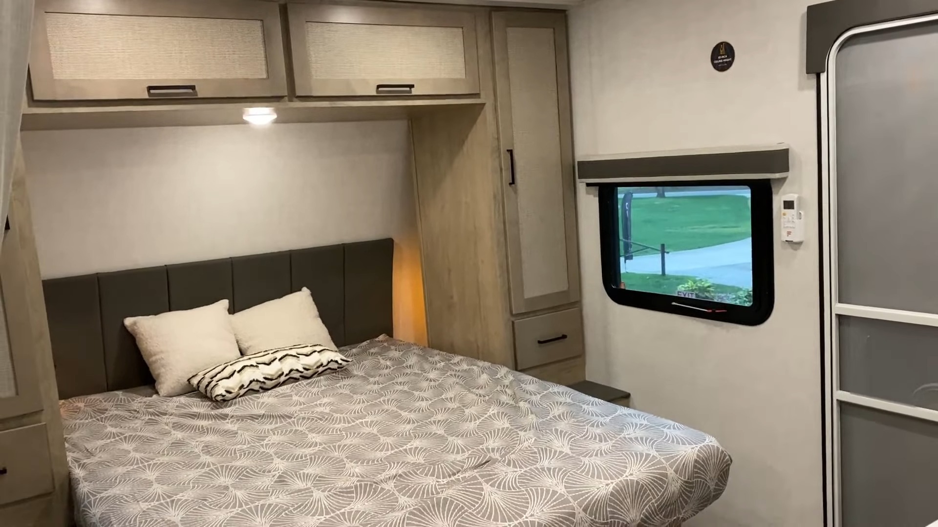 New Layout & All New Series of Ember RVs2024 E Series 22ETS Travel Trailer