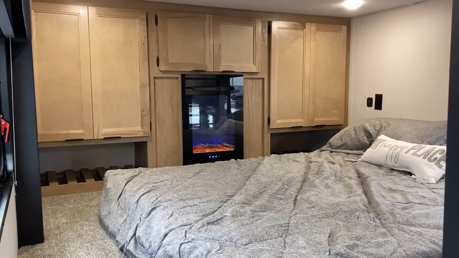 Patio, Dishwasher, Washer & Dryer All Under 30ft!! 2024 Timberwolf 16ML ...