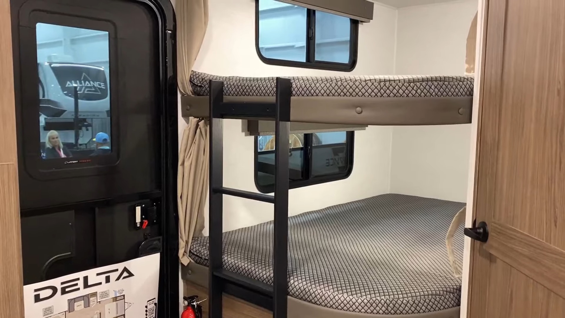 Under 30ft with Dual Air AND True Queen Bed!! 2024 Delta 251BH Travel Trailer by Alliance RV ...