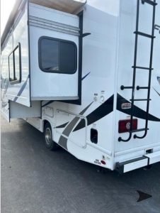 What's a Class C Motorhome and How to Choose Yours!