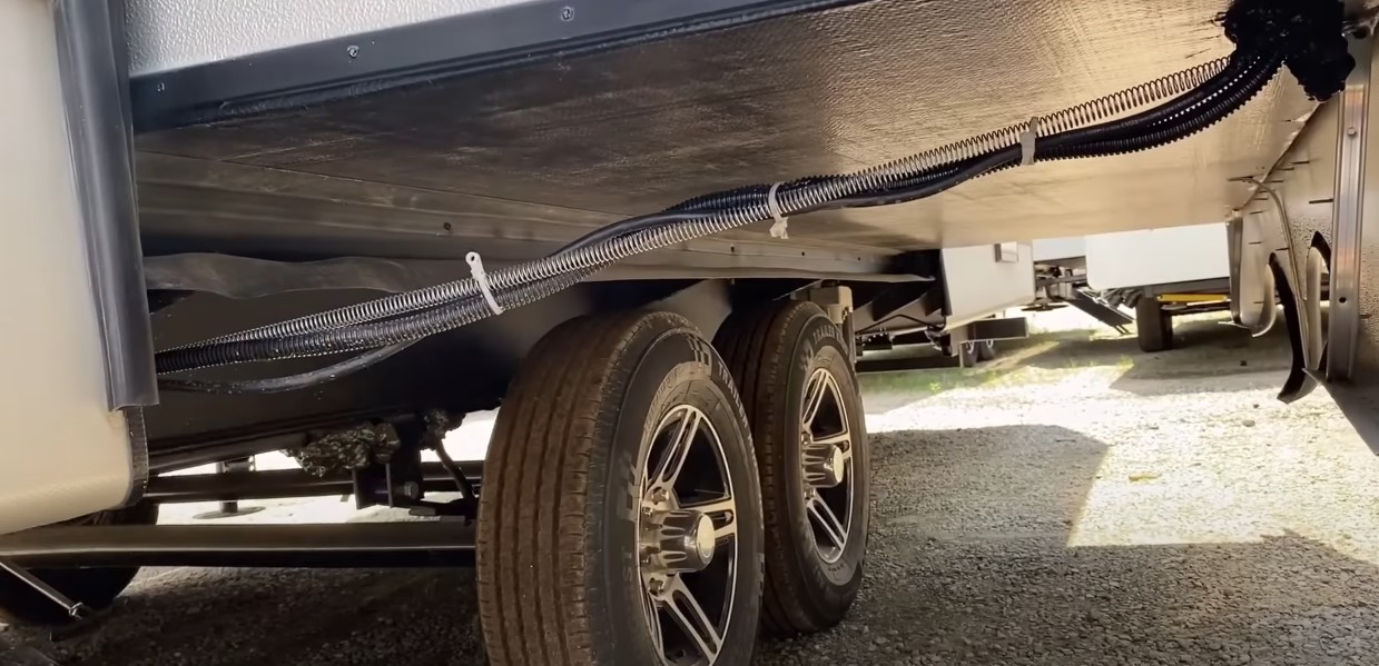 RV Slide-Out Systems: Comparing Types for Your Perfect Travel Setup