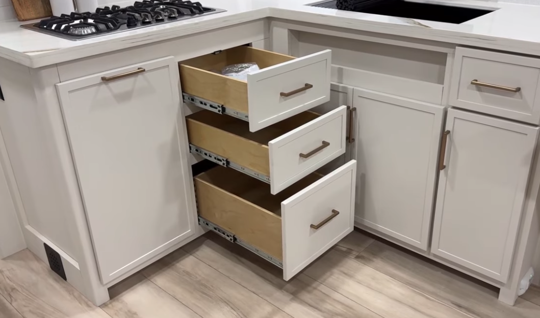 Brinkley Model I 265: The Ultimate Lightweight Luxury RV for Couples