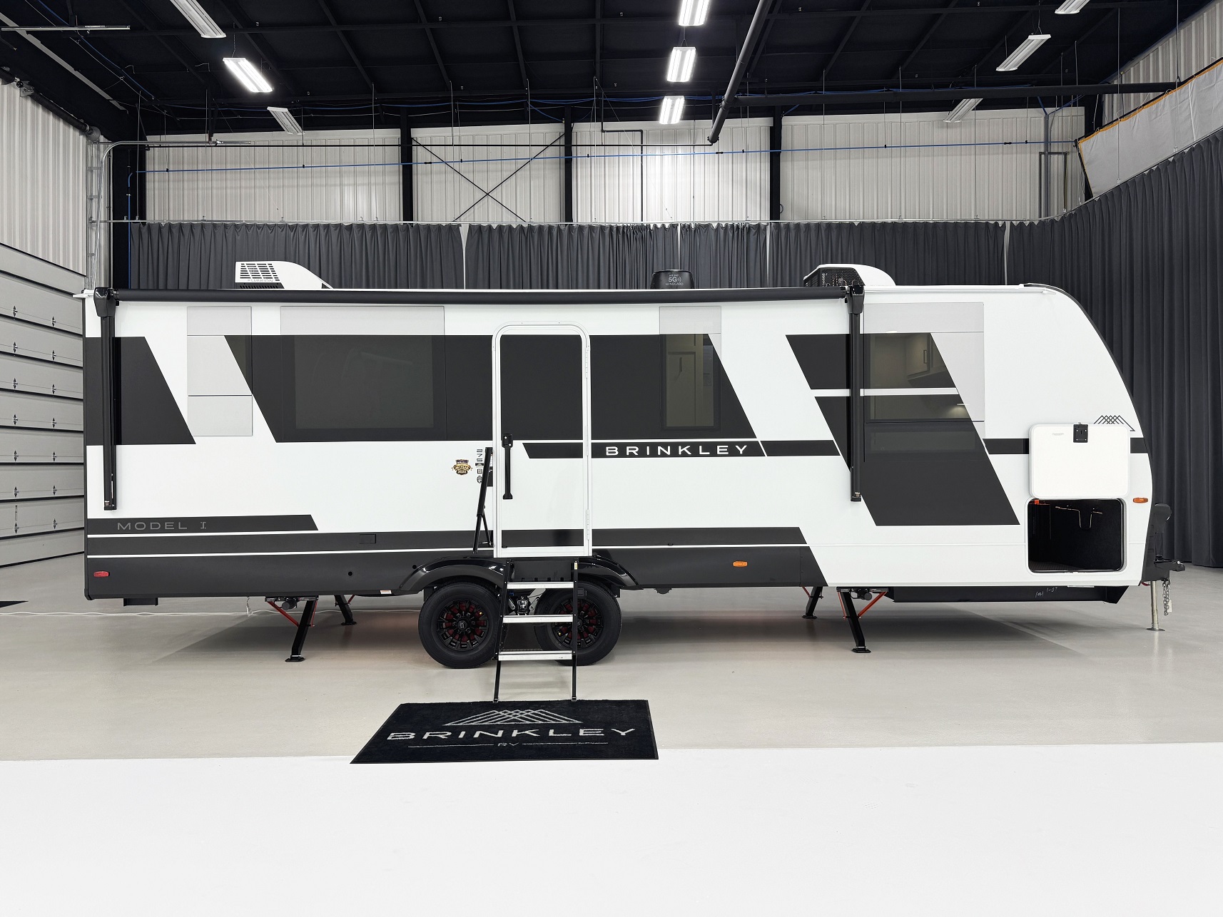 Brinkley Model I 275 Travel Trailer: Complete Review