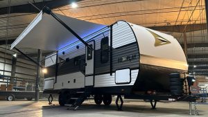 The Wayfinder Go Play 26BHS Travel Trailer 2025 Review