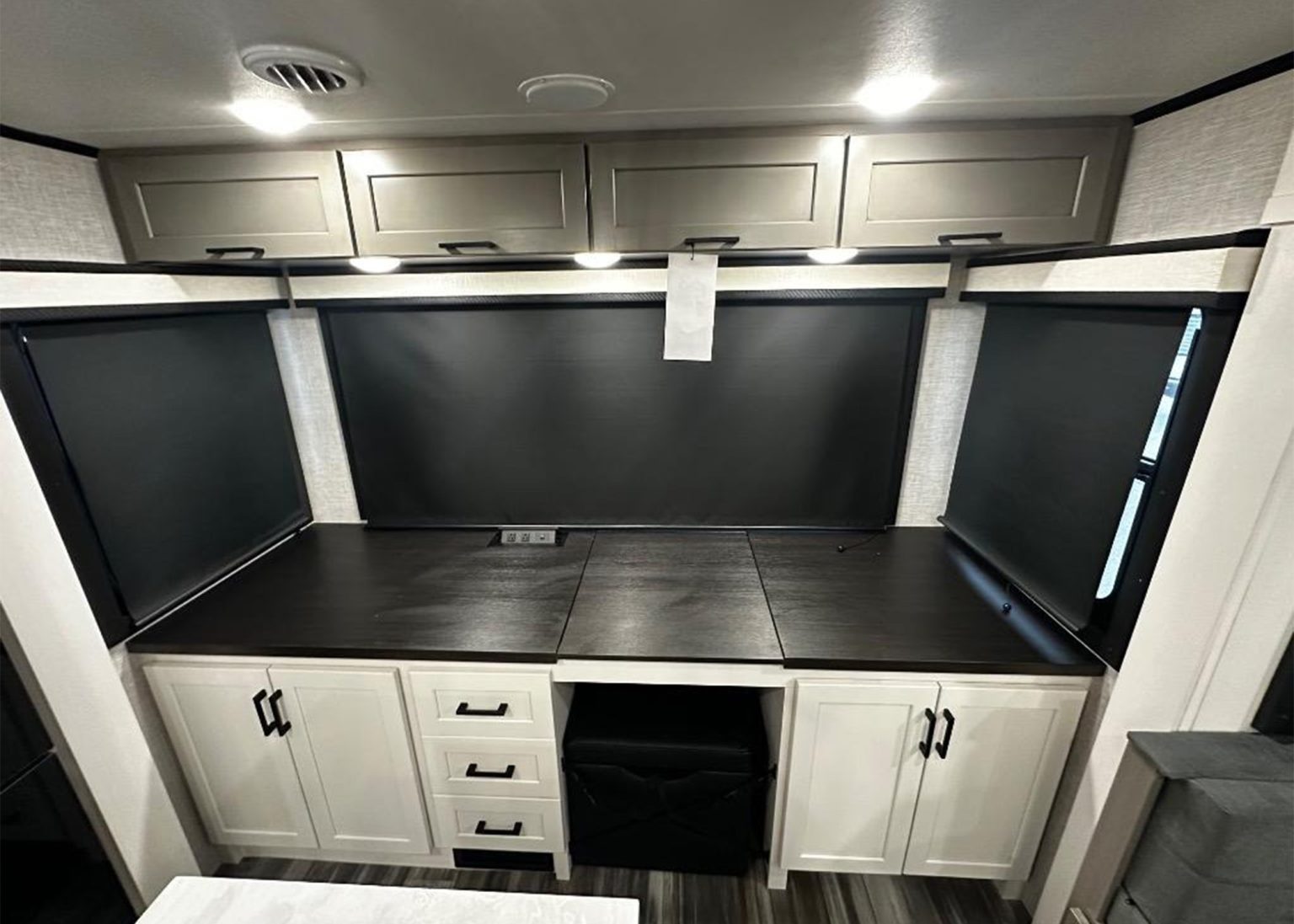 Best RVs for Remote Work – Top 10 Office-Ready Campers