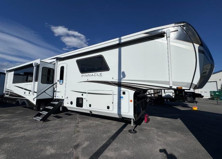 Best RVs for Remote Work – Top 10 Office-Ready Campers