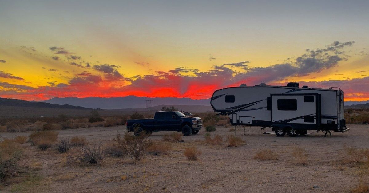 Best 2025 Fifth Wheels: Top 3 Picks and Who They Fit