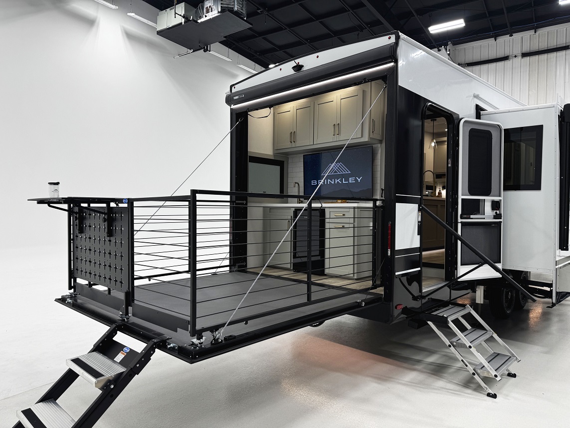 Brinkley Z 3420 Review: Rear Patio Fifth Wheel