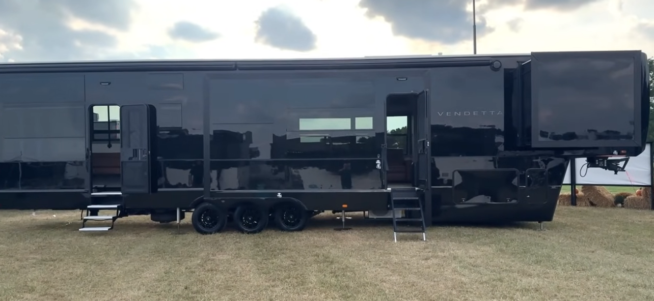 2026 Axiom Imperium I3800 Fifth Wheel: A Luxury RV Built to Break the Rules